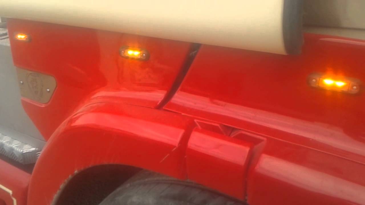 Scania side lights working as indicators - YouTube