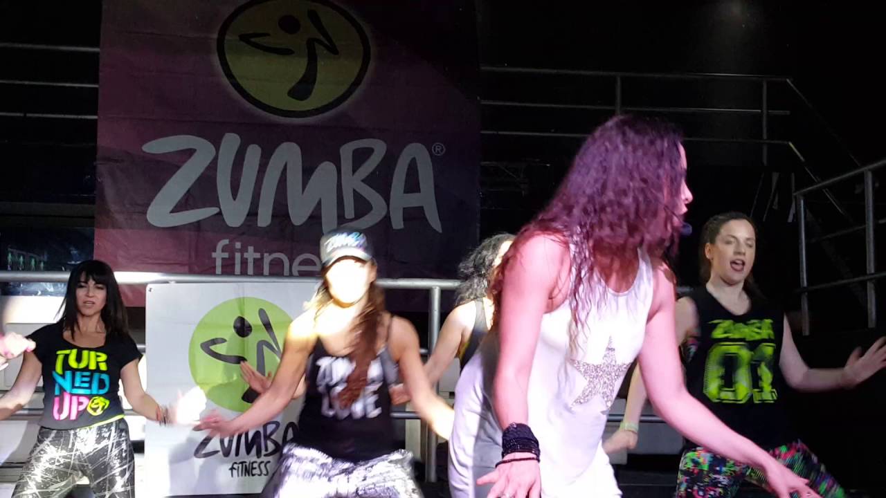 Poppe zumba Francesca maria & mery colantonio - YouTube