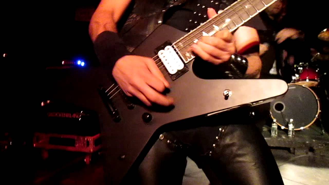 Some Guitaring by Gus G of Firewind - YouTube