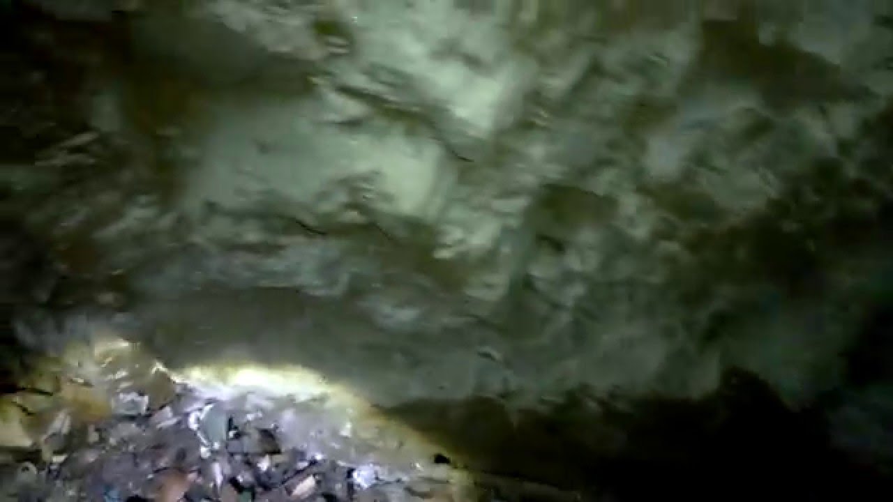 Bottom of a 40m deep mine shaft - YouTube