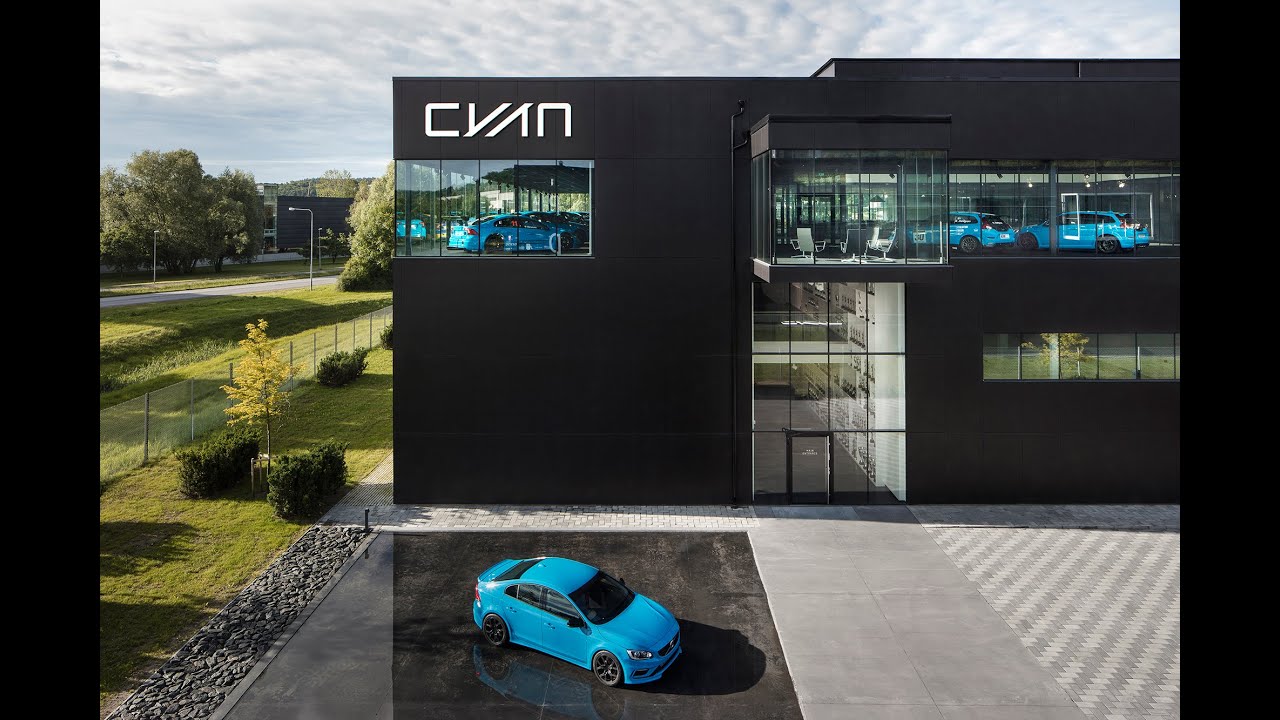 Inside the 6000m2 Cyan Racing HQ - All Volvo and Lynk & Co race cars ...