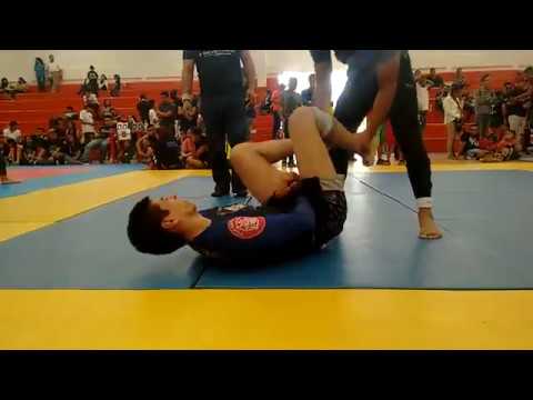 WFX Team Frank Arellano VS Iseck Cat House Irapuato Open - YouTube