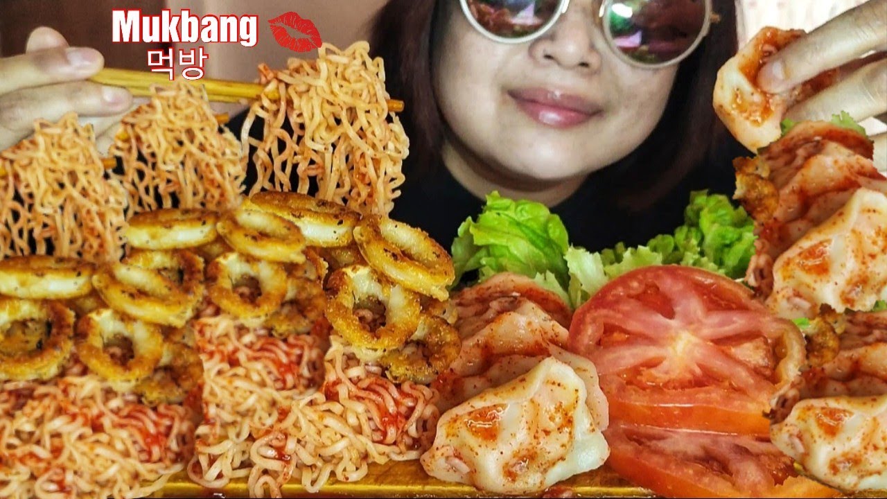 MESSY EATING | SPICY NOODLES MUKBANG | FRIED CALAMARI ASMR 먹방 EATING ...