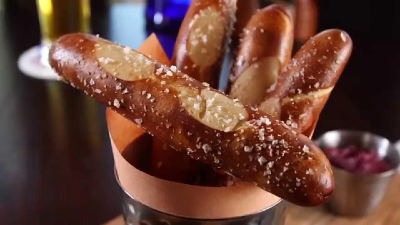 Tap Trailhouse - Boston (Phantom Gourmet) - YouTube