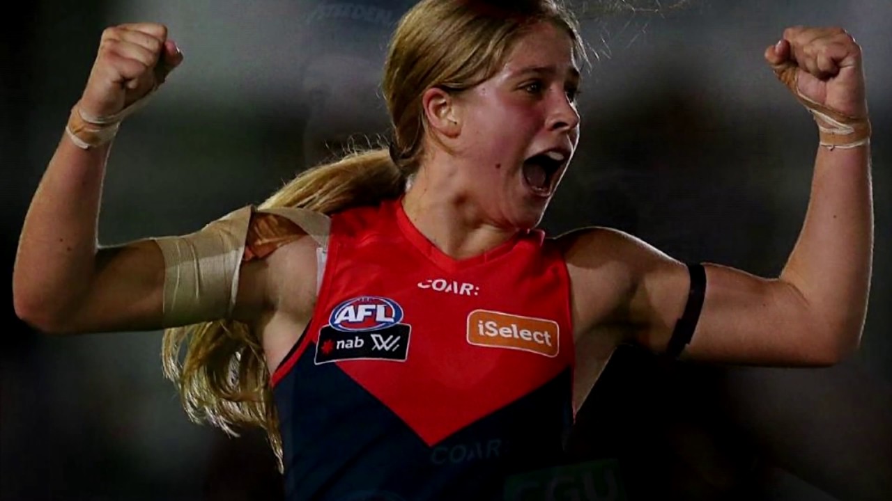 Women's Footy (2017) - Episode 7 (19/3/17) - YouTube