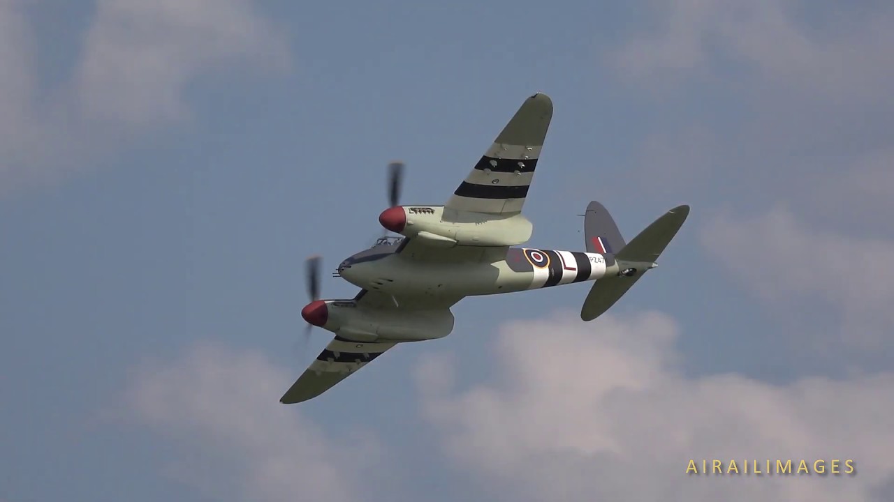 EAA AirVenture 2019 -- P-51 Mustang Tribute Flight for Col. Bud ...