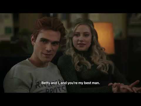 Jughead's First Day Back At School, Jughead's Body Was Found - Riverdale 6x05 Scene