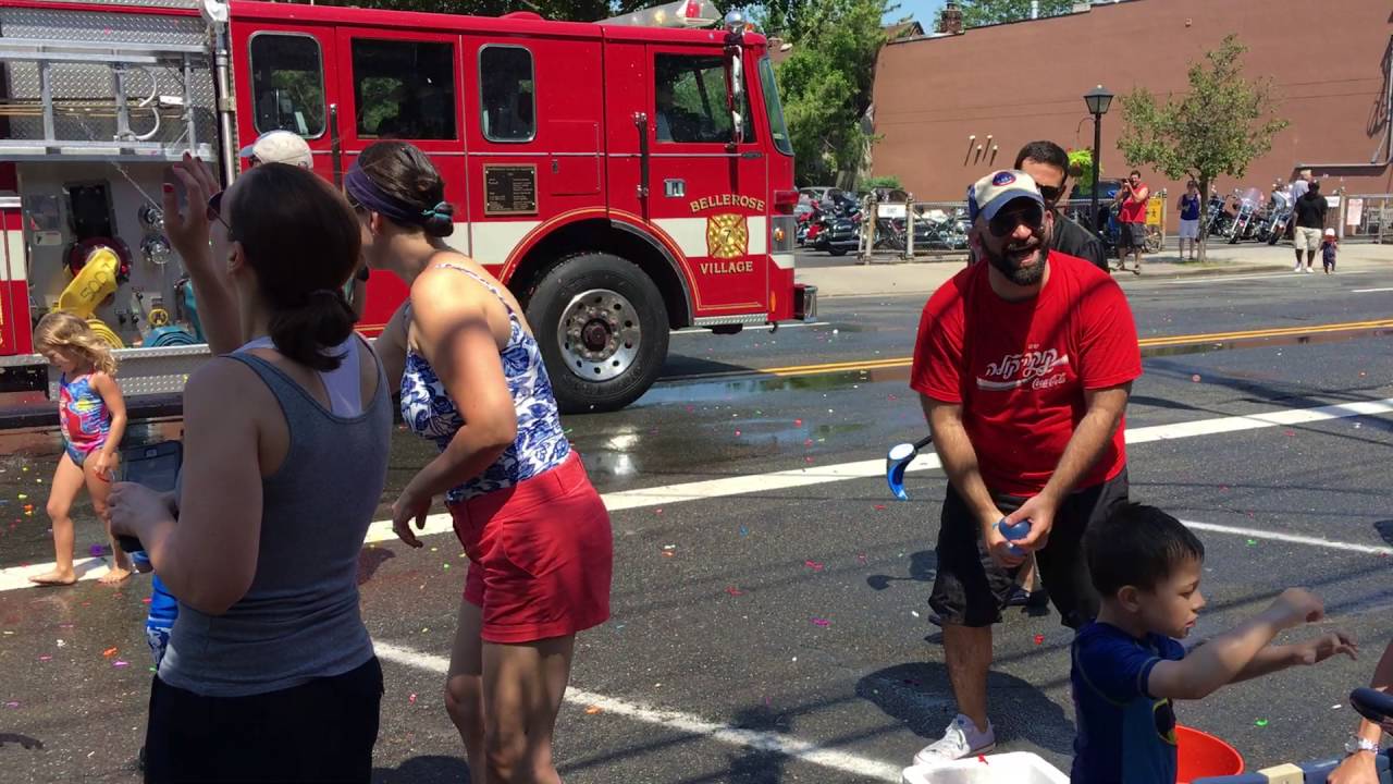 4th of July water fight - YouTube
