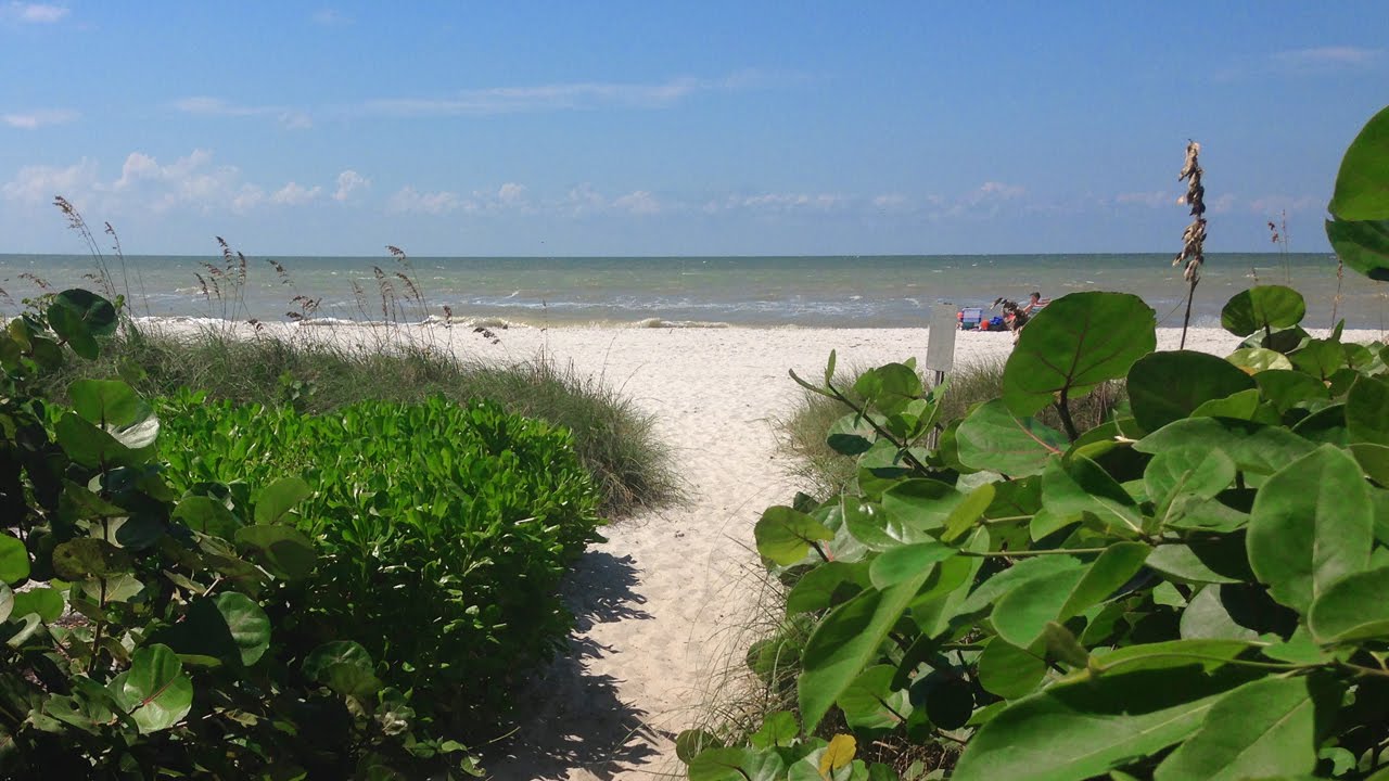 60 Seconds of Serenity at Via Miramar Beach in Naples, FL - YouTube