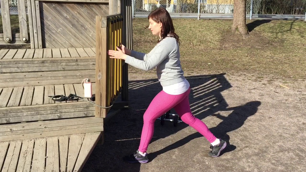 Assisted static lunges - YouTube