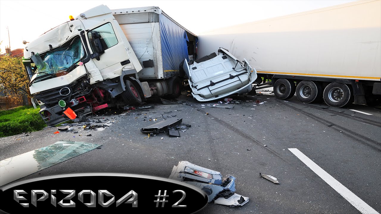 Top 10 Truck Crashes (Ep #2) - YouTube