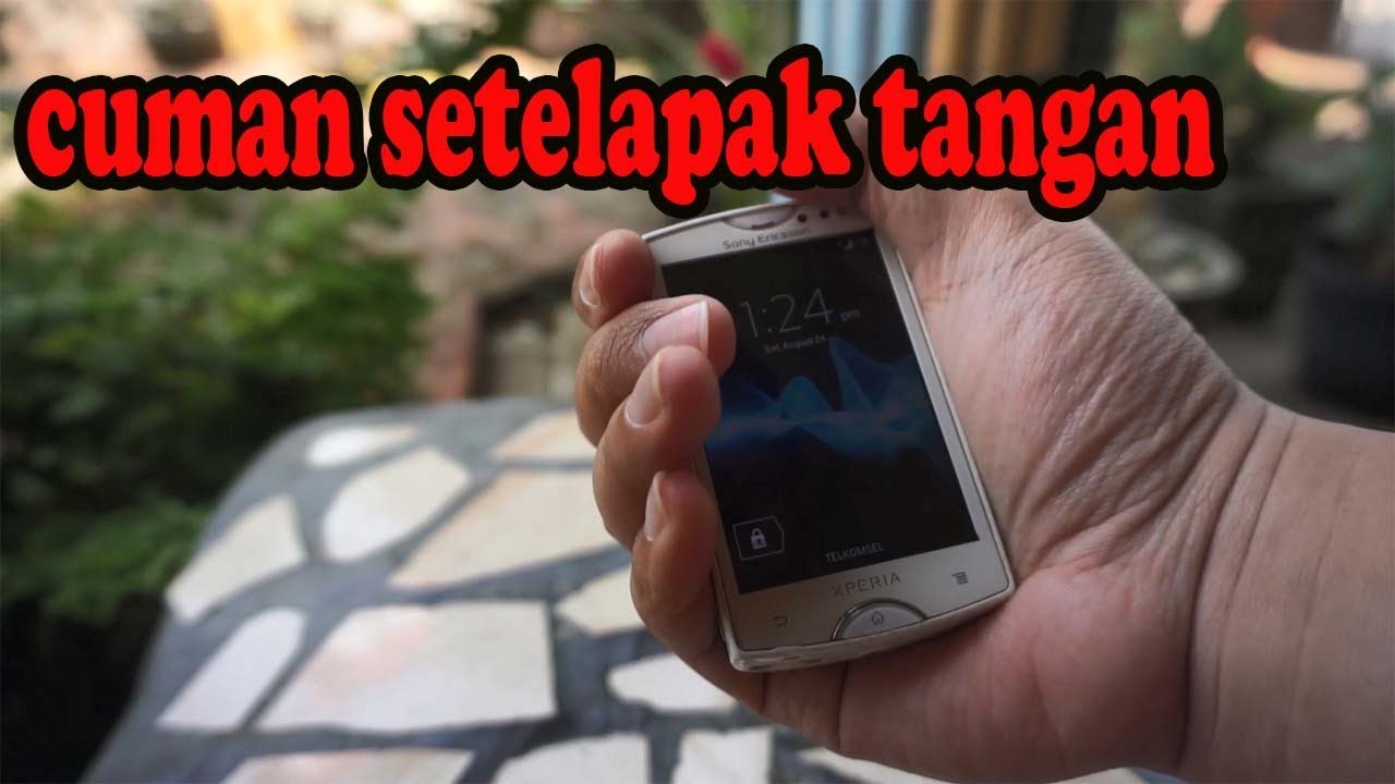 Sony Xperia Mini | HP Langka Terkecil yang Pernah di Jual - YouTube