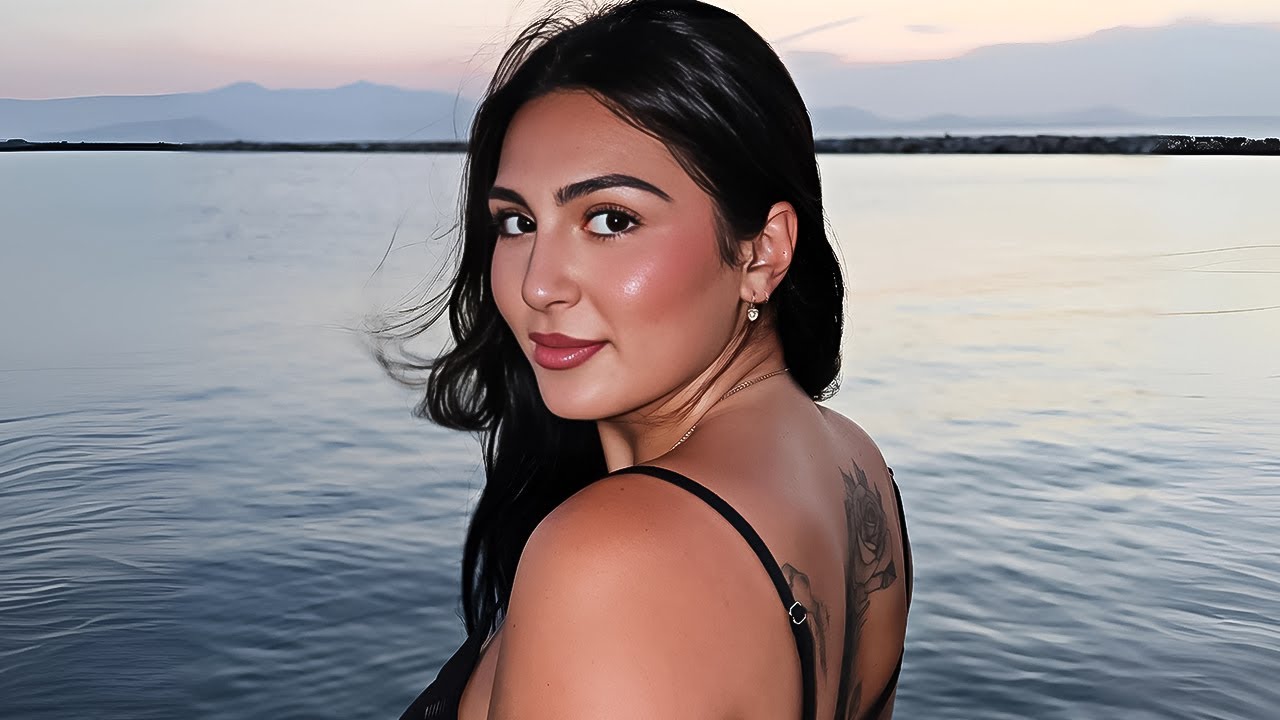 Erifili Sfakianakis Wiki- Plus Size Model, Career, Networth, Height ...