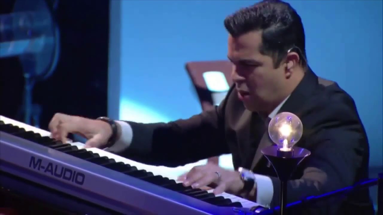 Adlan Cruz Enter The King Live From Lakewood Church HD 720p - YouTube Music