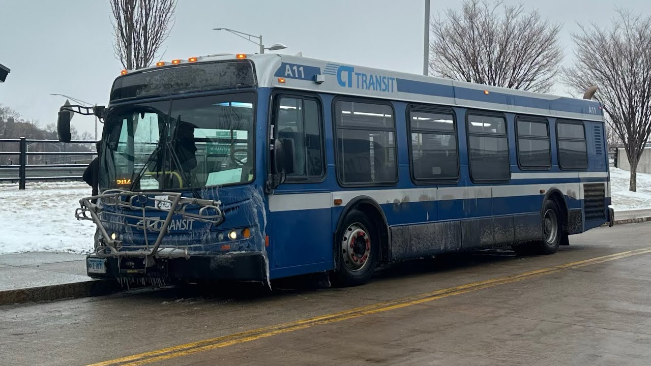 CTtransit 2010 New Flyer Industries D35LFR #11 (A11) Ride on route 511 ...