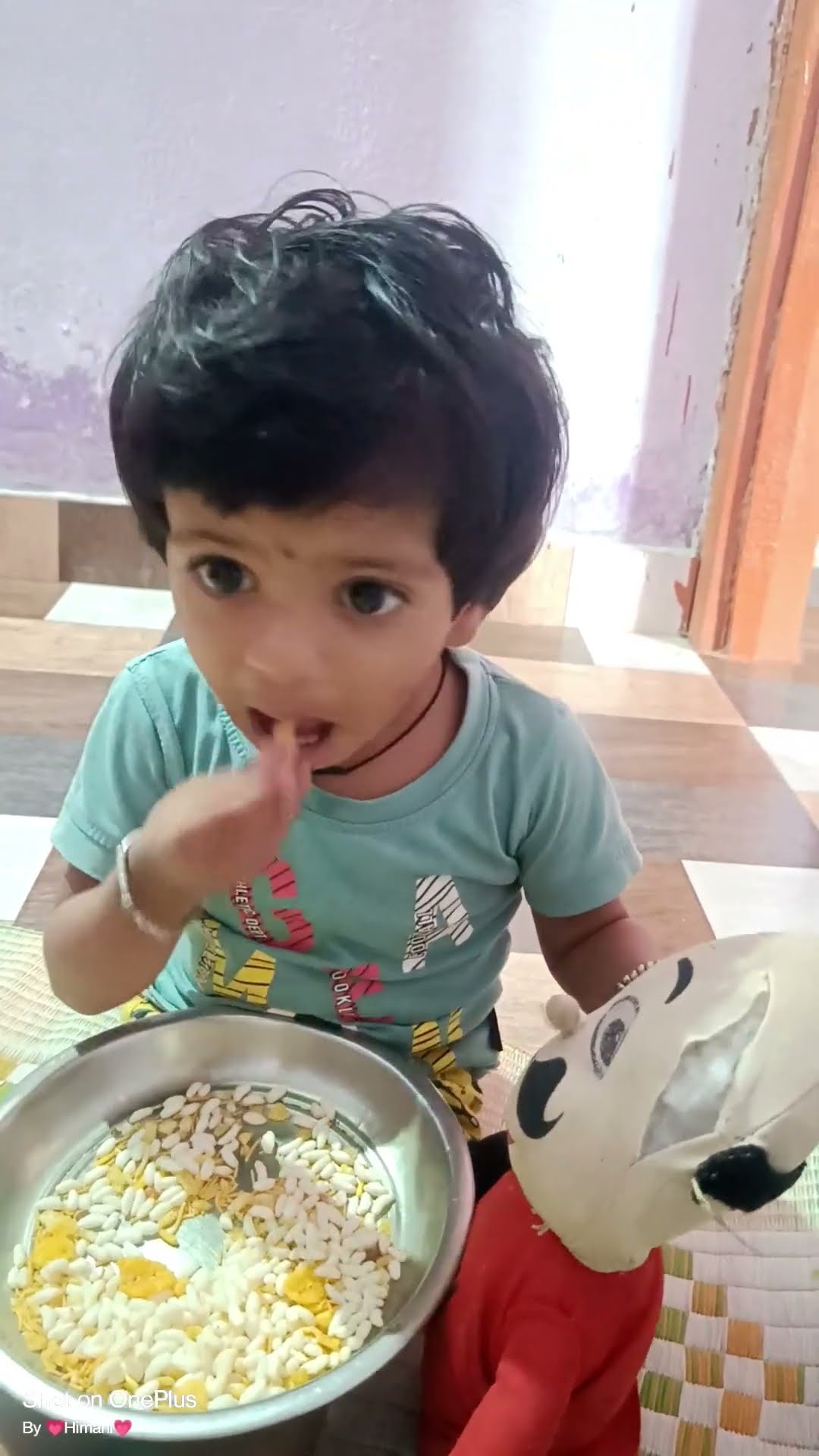 mahi Teddy 🧸 ko kaise dant rahi 😂👍 #baby teddy funny video 😂 # ...