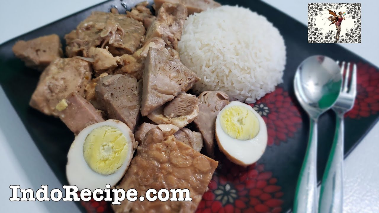 Gudeg Jogja (Jackfruit Stew from Central Java) - YouTube