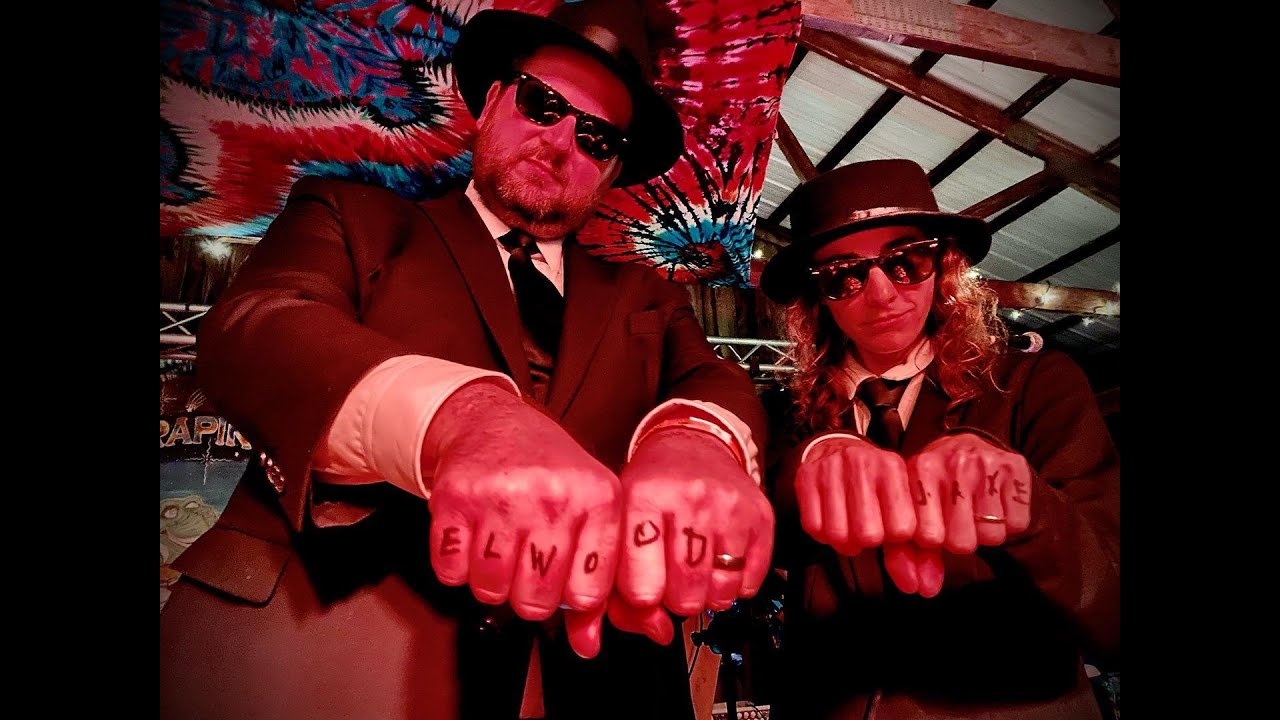 Pickin' Pear - Think (Blues Brothers - Aretha Franklin) - YouTube