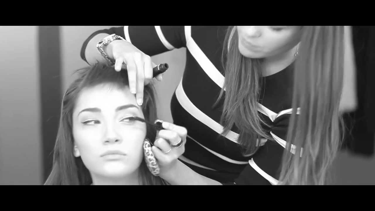 BTS Shooting Eloy Gambin // Angela Gomez. HD - YouTube