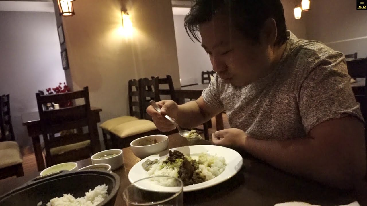 Dinner at Maven Kitchen | Naga Restaurant in Bangalore - YouTube