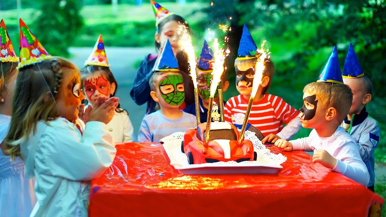 How to Throw Eco-Friendly Parties | Green Living - YouTube