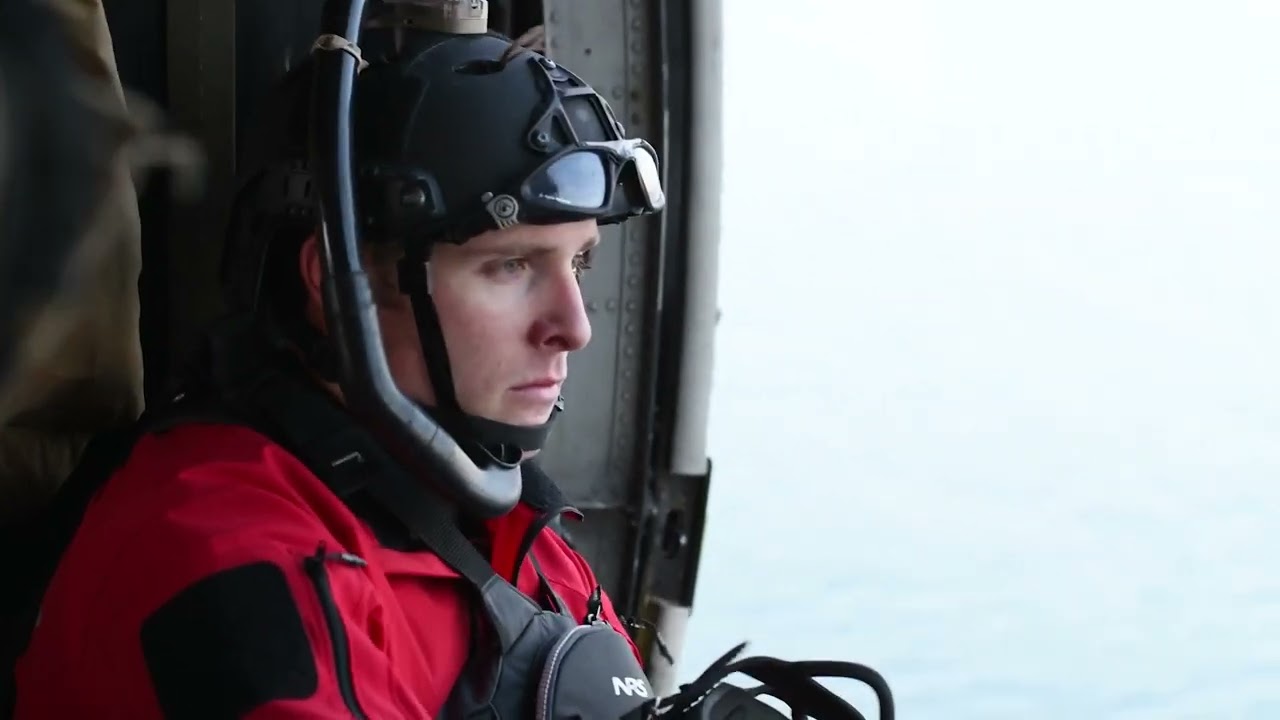 U.S. Air Force Pararescue (PJ's) in action off the coast of Italy - YouTube