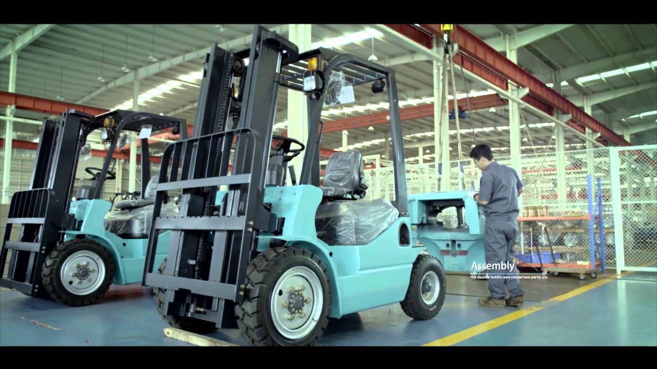 MAXIMAL® Forklifts Production - YouTube