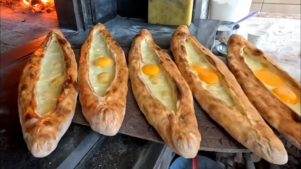 Yemek İçin Vakittir | Trabzon Taş Fırın Meşhur Peynirli Kıymalı Pide ...