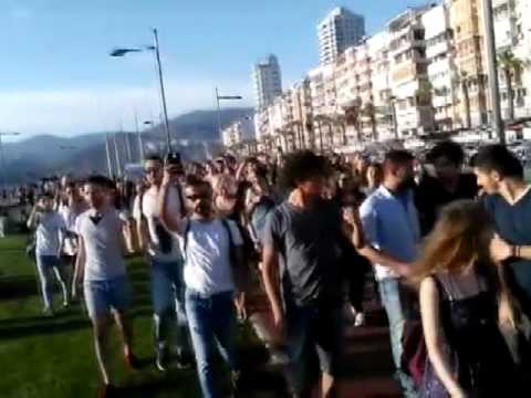İzmir’de Onur yürüyüşü