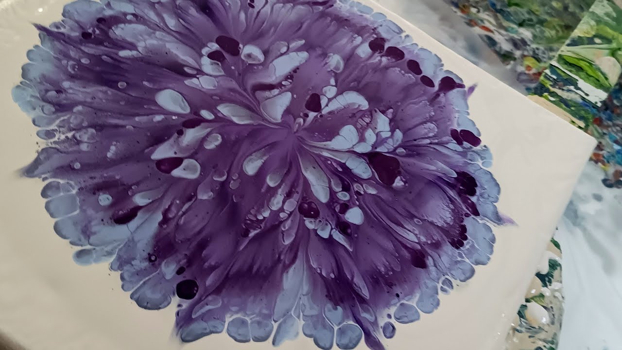 #221 Pretty violet💜💜💜 flower dip. Must see~#acrylicpour~#fluidart~# ...