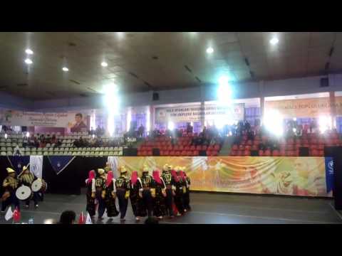 Hacı Sani Konukoglu Endüstri Meslek Lisesi Gaziantep Halk Oyunlari Ekibi 3