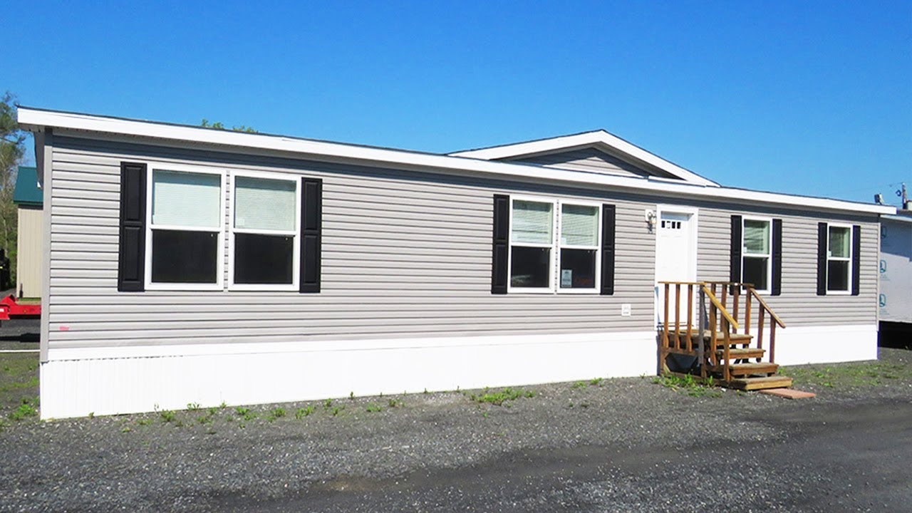 Absolutely Gorgeous Commodore Elite Double-Wide Mobile Home AVAILABLE ...