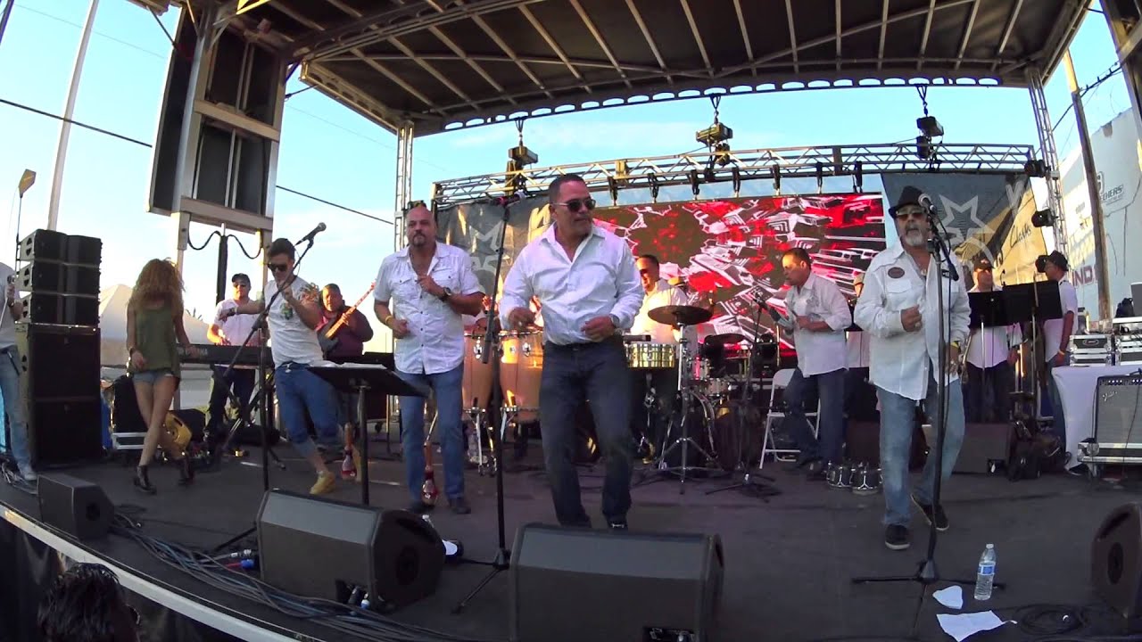 David Lucca y Los clasicos de la Salsa - YouTube