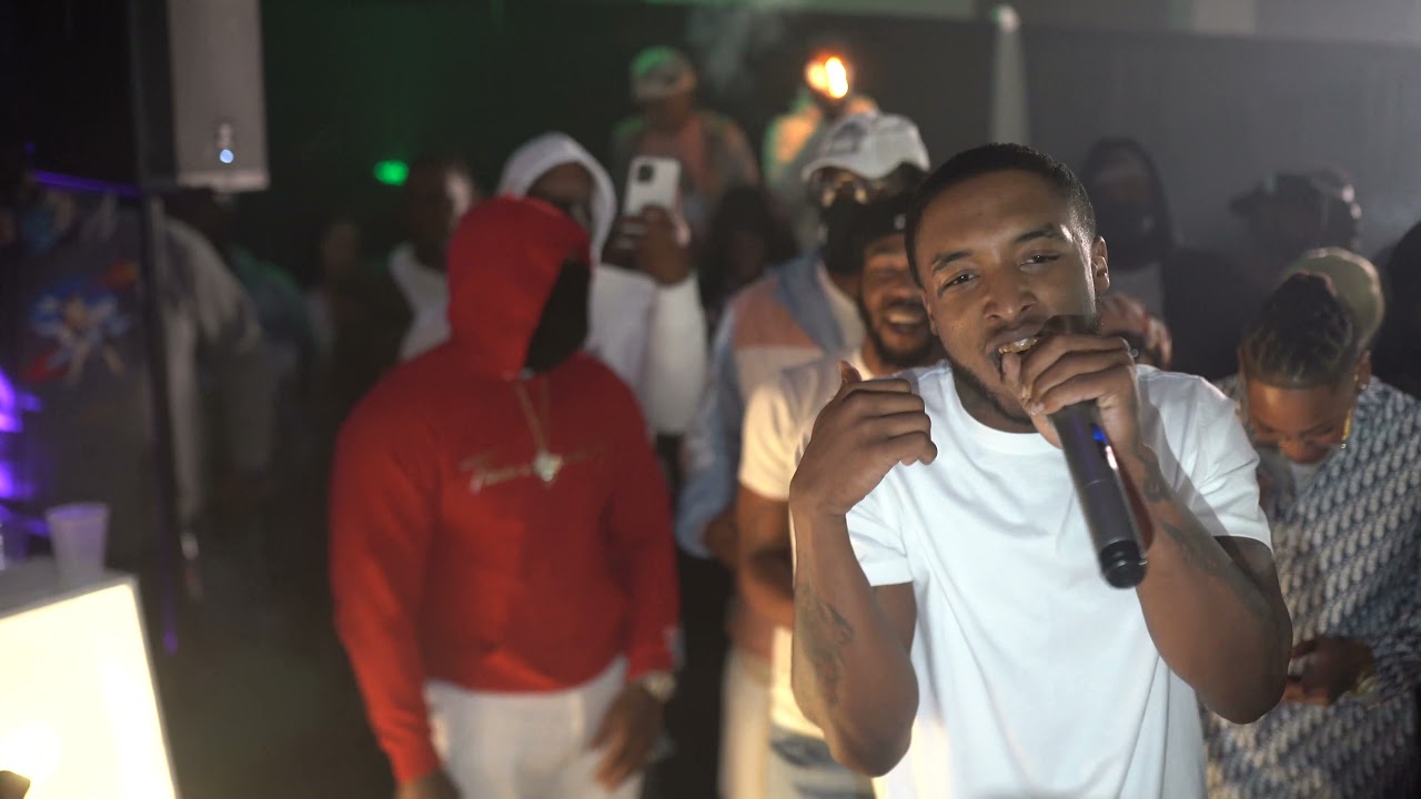 TMC The Don - Hell Cat Live performance - YouTube