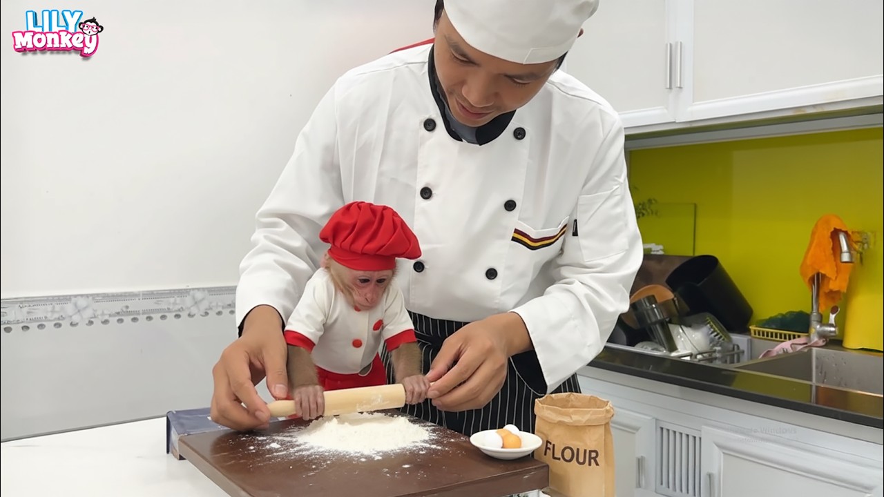 Little chef Lily learns to cook with Dad | Lily's story - YouTube