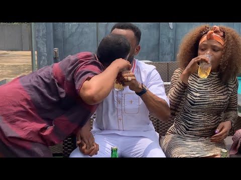 She kissed the young man just to save him from his wicked girlfriend ...