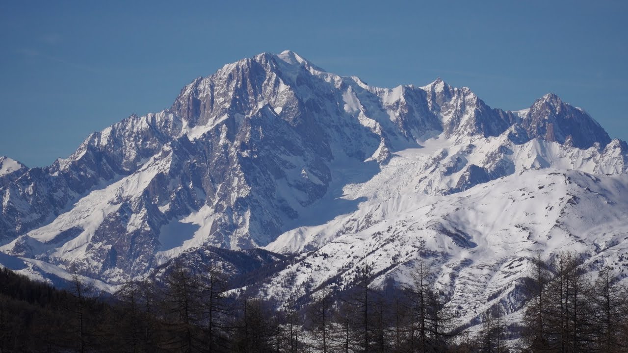 Pila, Snow All Around - YouTube