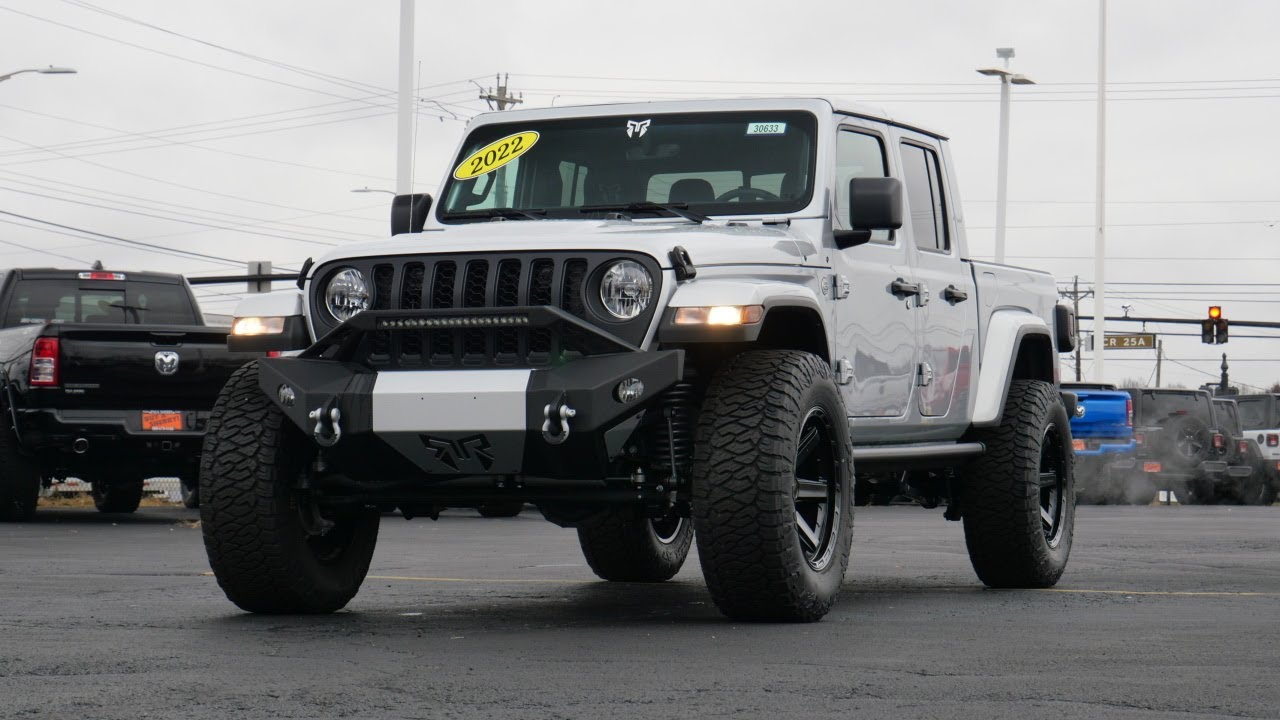 Lifted Silver Zynith 2022 Jeep Gladiator on 37" Tires | 30633T - YouTube