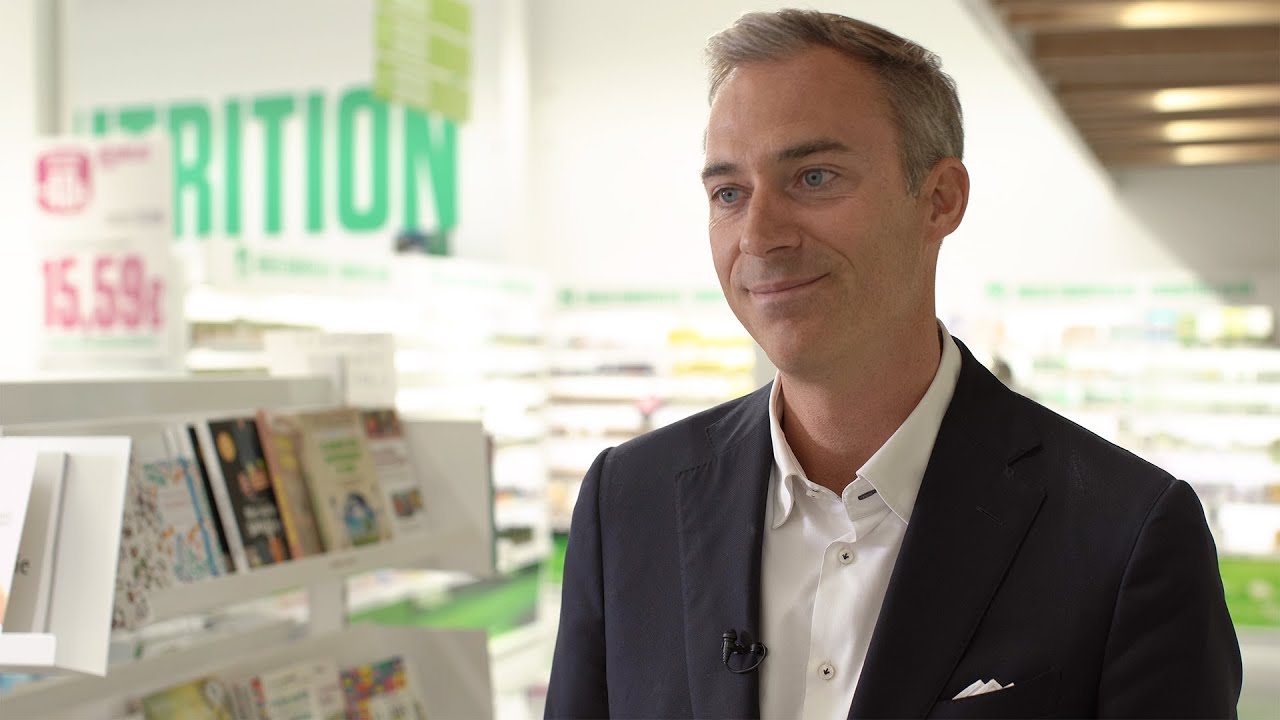 Portrait d’Yvan Verougstraete, manager de l’année 2020. - YouTube