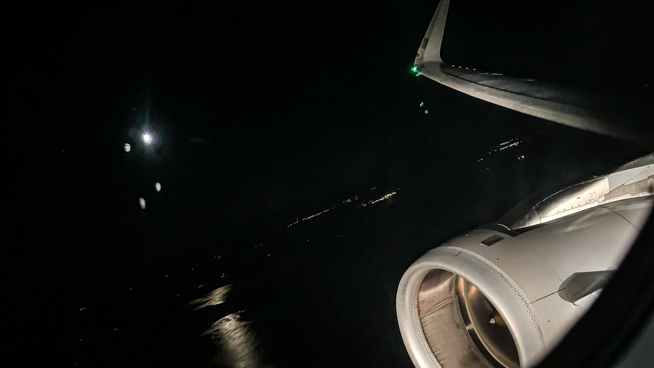 Heavenly Spool Down! American A321-231 takeoff from Vancouver - YouTube