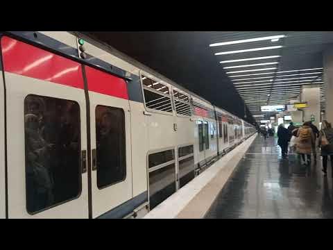 RER A RATP/SNCF - Départ d'un MI2N (IDF) à La Défense a destination de Torcy - YouTube