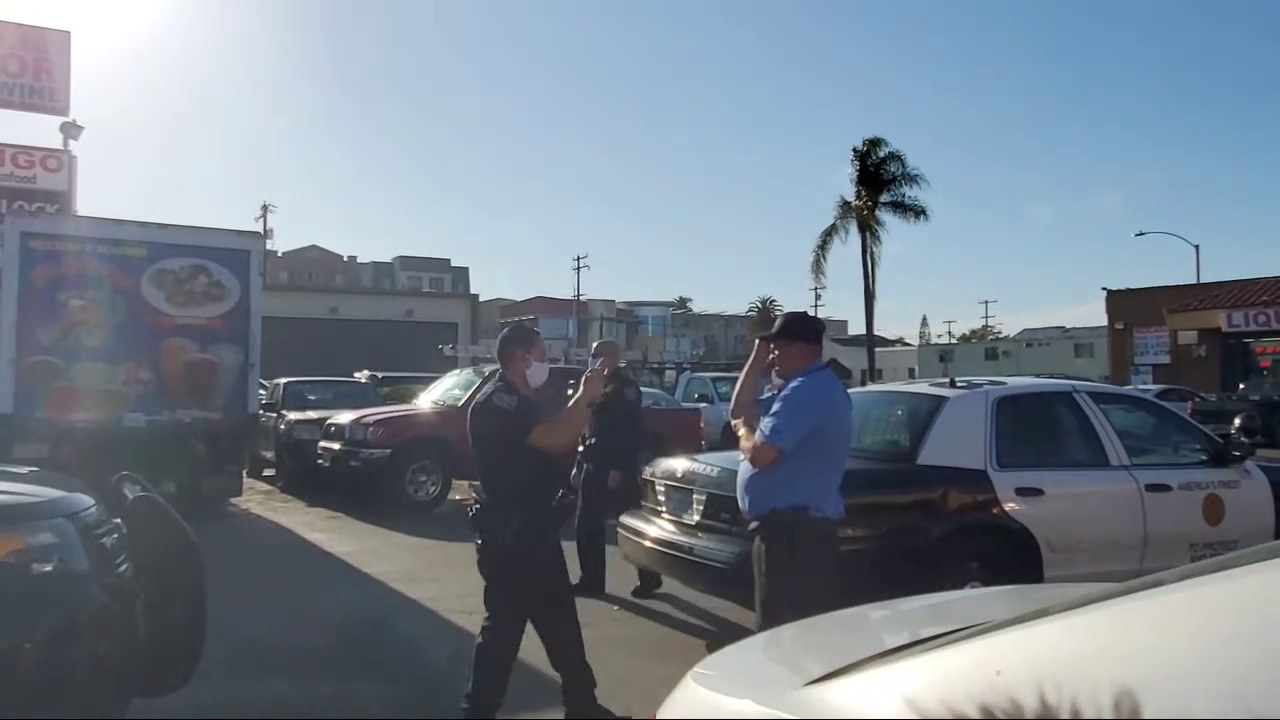 Live Copwatch | Security Guard Takes Down Man - YouTube