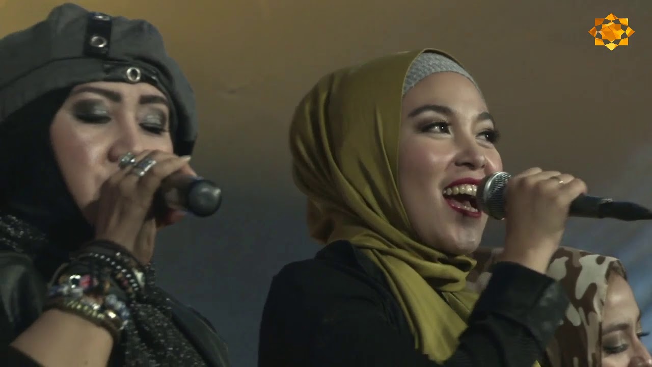 Sang Kyai - Lia Afi, Mel Shandy Feat Fix Band HD - YouTube