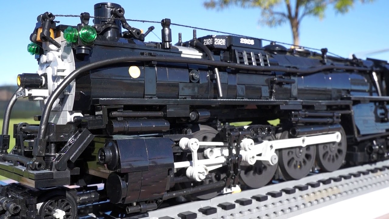 Lego ATSF 2926 Model Train - YouTube