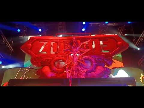 Rob Zombie - "Devil Man" - Isleta Amphitheater - Albuquerque, NM ...