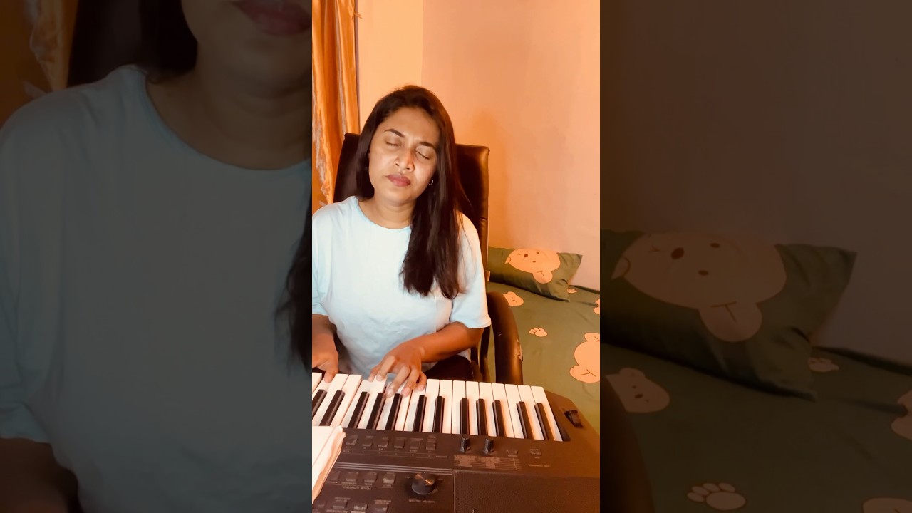 Pawela Kodu Akase | පාවෙලා කෝඩු ආකාසෙ | Samitha Mudunkotuwa | Cover song | Anjula Srimadhi - YouTube