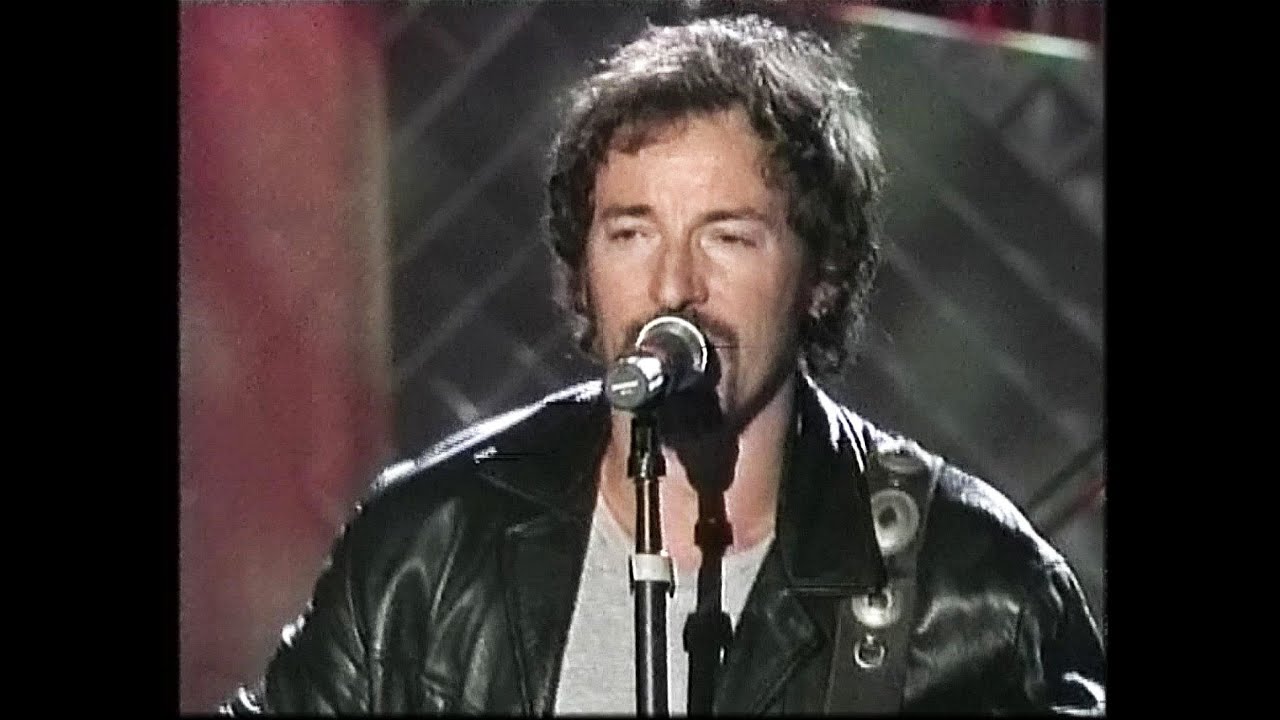 Bruce Springsteen -- Hey Bo Diddley - YouTube