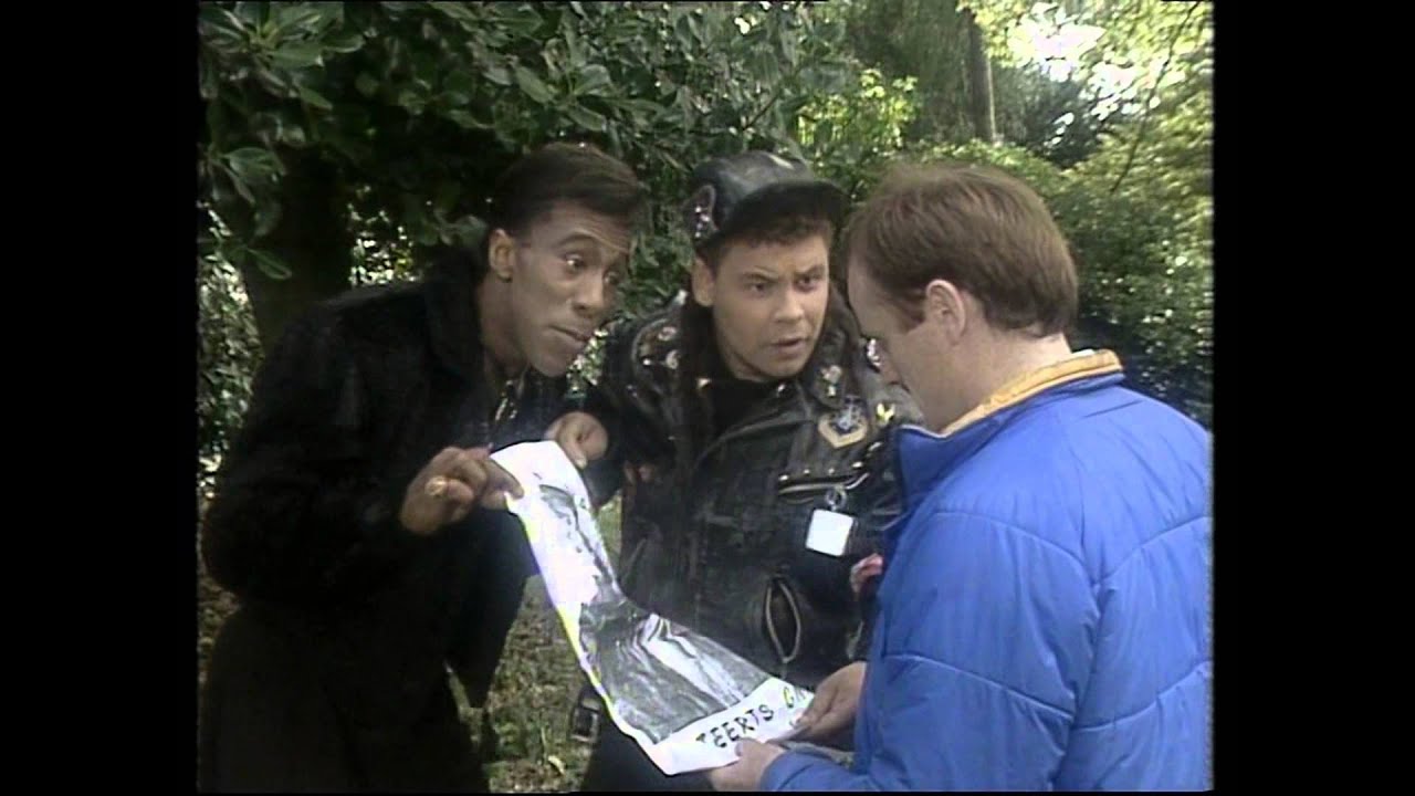 Red Dwarf - "Backwards" Reversed - High Quality - YouTube