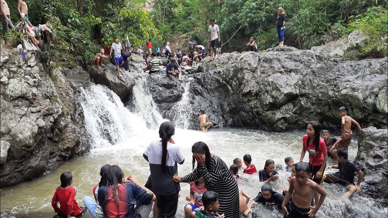 Warga Serbu Curug di Rumpin? Ini Keindahan Curug Suakan di Desa Rabak ...