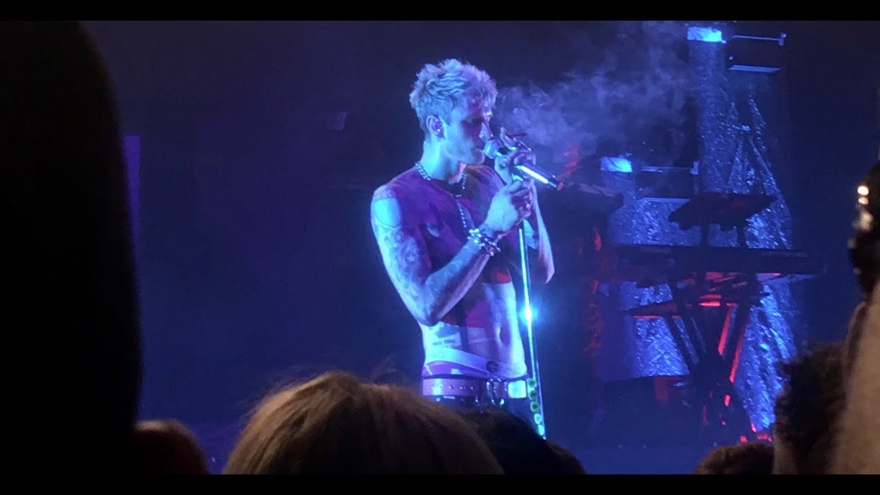Machine Gun Kelly - Habits ( Live at O2 Forum Kentish Town London ...